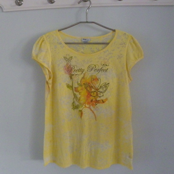 Mimi Maternity | Tops | Mimi Maternity Butterfly Tee Large | Poshmark